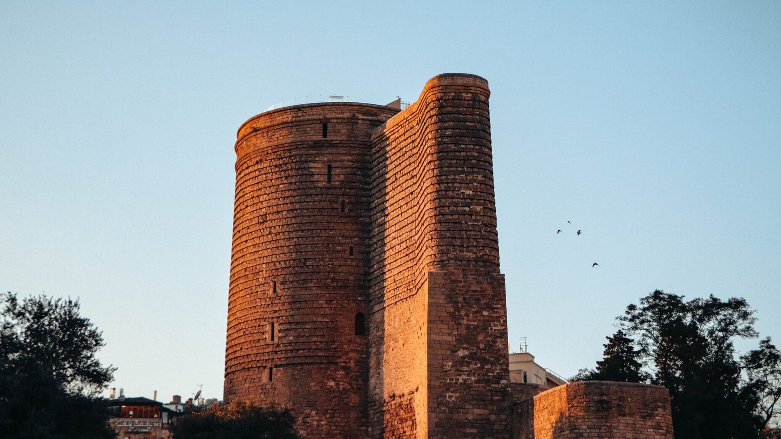 Azerbaijan Visa for Omani Citizens: How to Apply and Requirements
